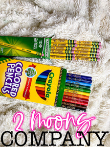 2 Moons Custom Designs